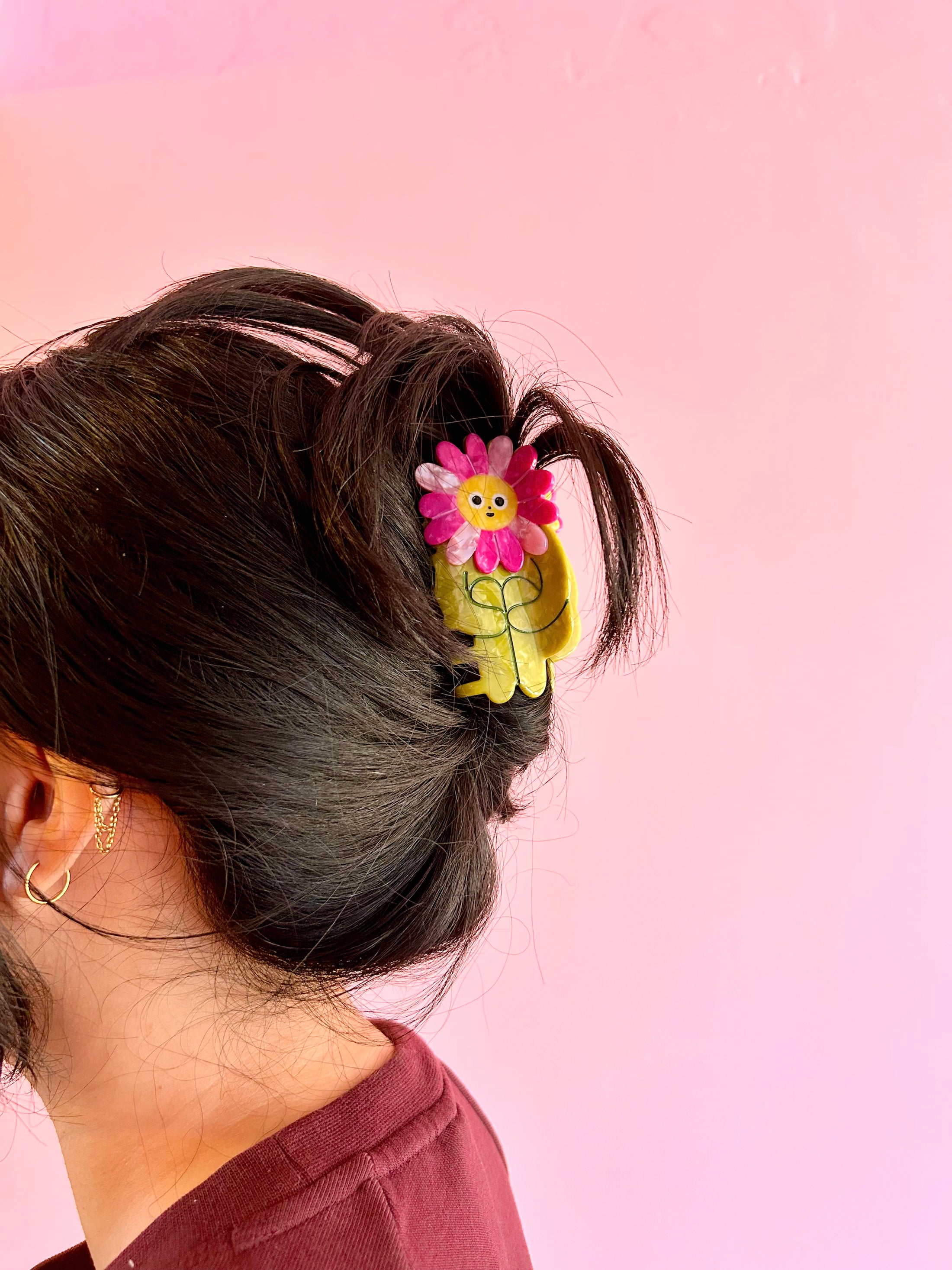 Flower Boy Hair Claw – The Peach Fuzz